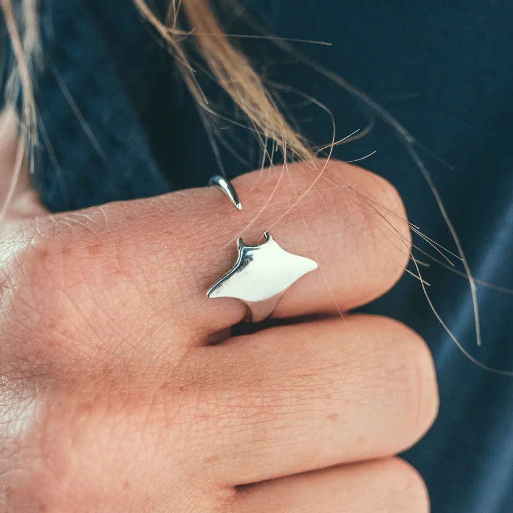 Manta Ray Ring – CAYO CAICOS